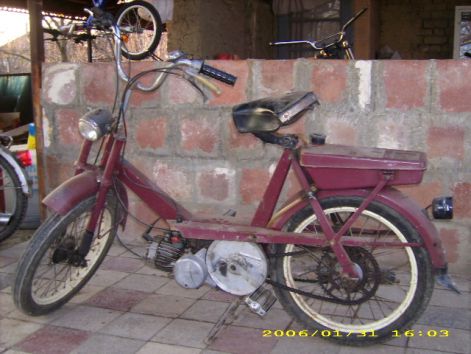 ELADÓ MOTOROK